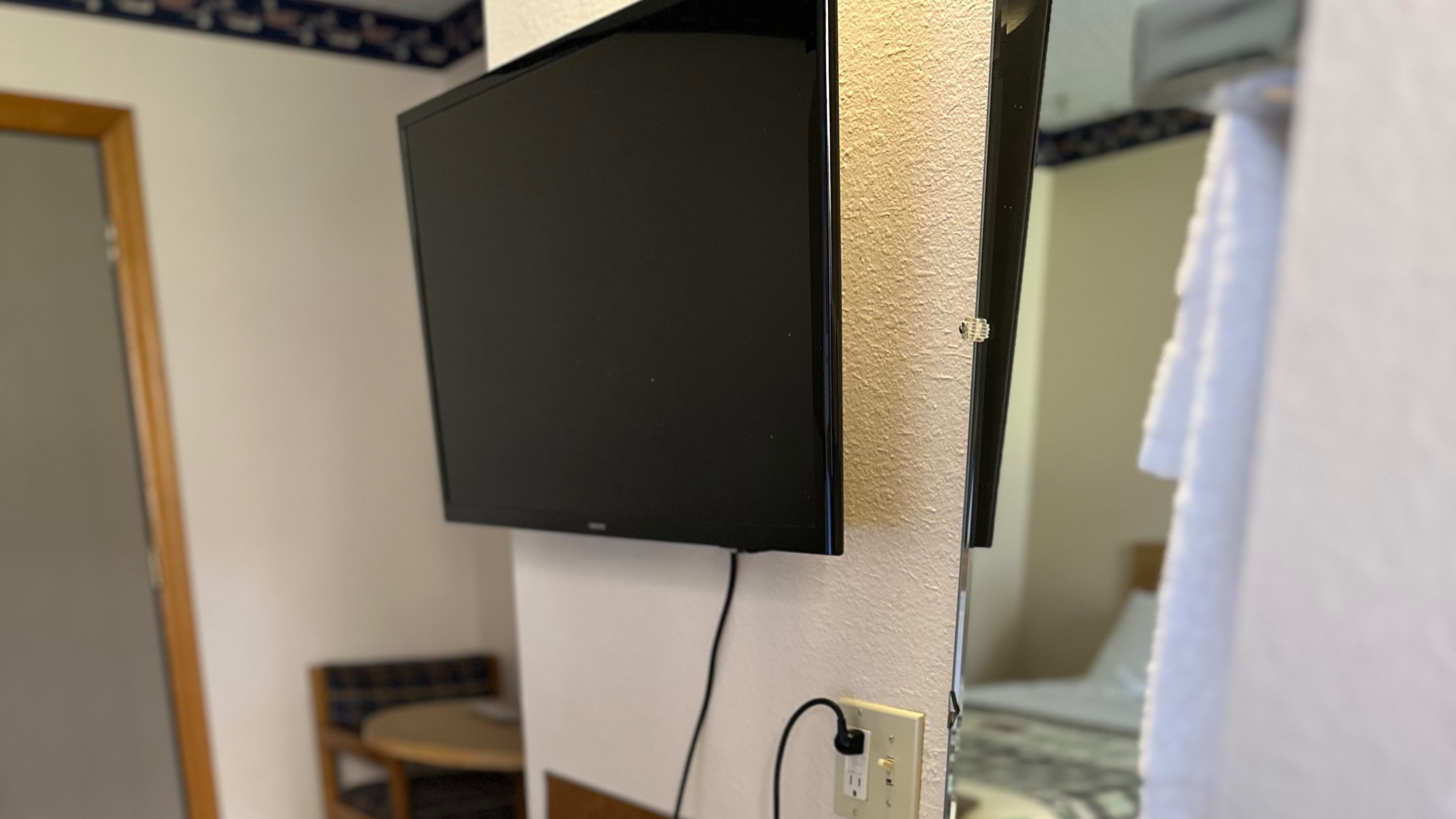 Guest Rooms and Suites | Winthrop Inn