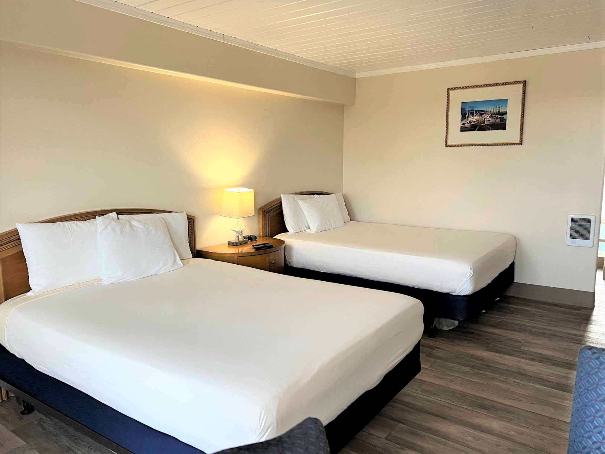 Guest Rooms and Suites | Westport Inn