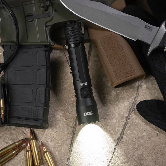 M-48 Flashlight - 2500 Lumens | Daily Carry Lights