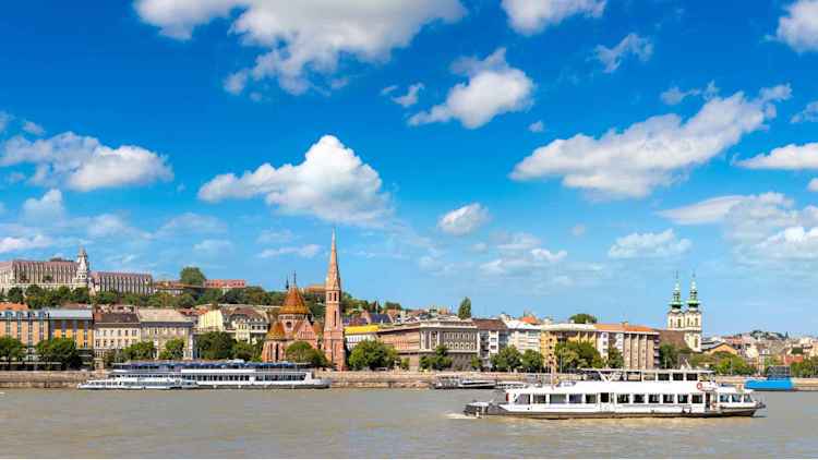 Eastern Europe Highlight Tour – Book With Flexible Changes – Expat Explore