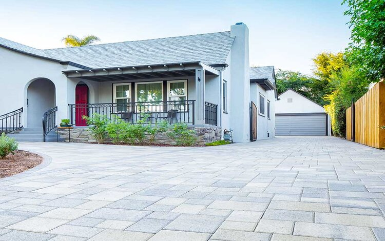 Interlocking Pavers Installed by System Pavers