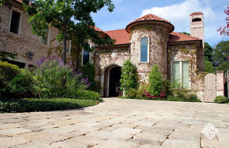 3 Architectural Wonders Sure To Inspire Your Backyard Design