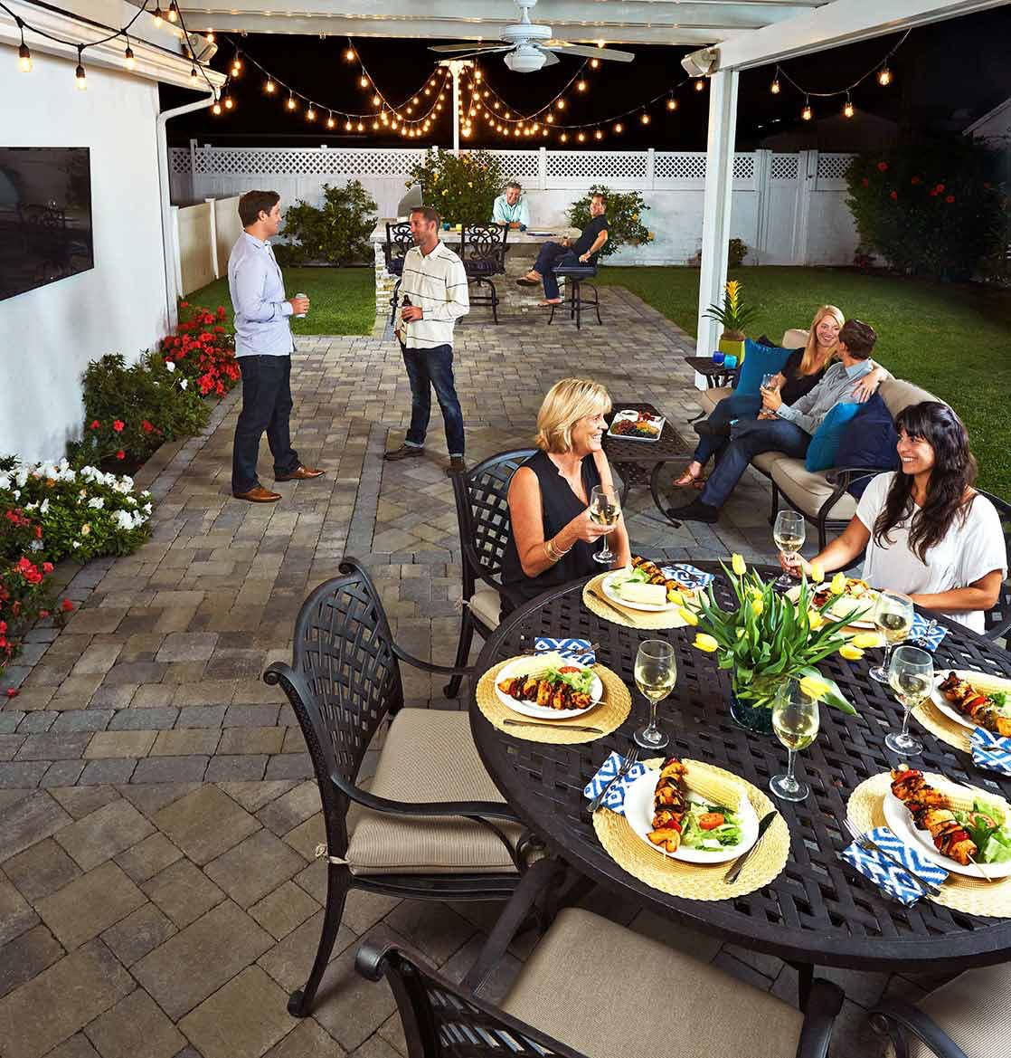 Backyard Dining—Alfresco Style