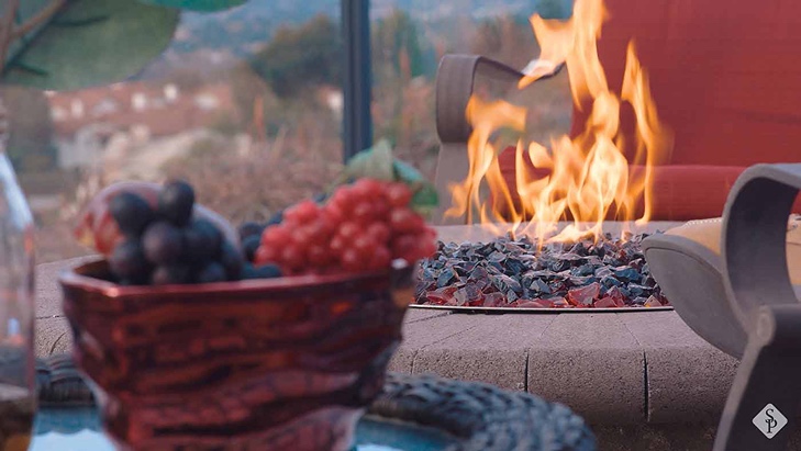 4 Outdoor Elements That Bring The Indoors Out