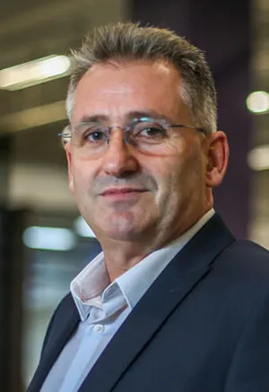 Supporting nurses from nursing school