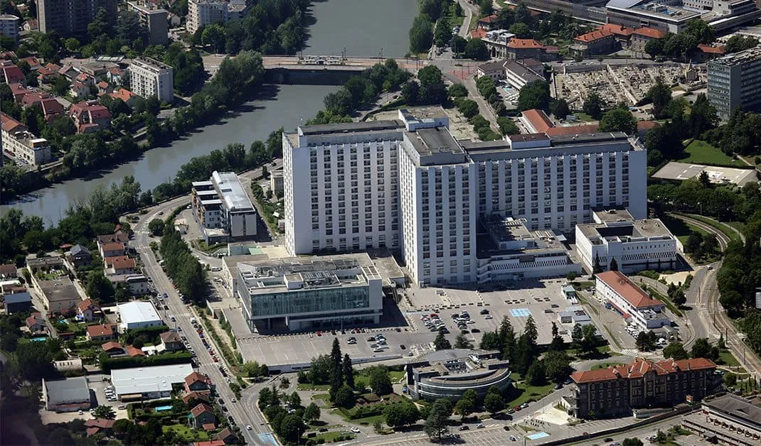 Applying machine learning and AI to predict patient risk