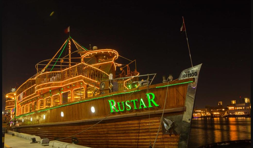 Floating Restaurant in Dubai – Rustar Dining on Water | DAMAC Properties