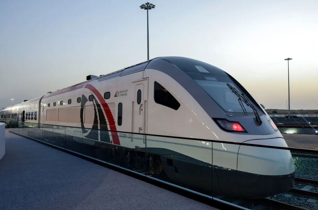New Etihad Train Between Abu Dhabi and Dubai: A High-Speed Revolution ...