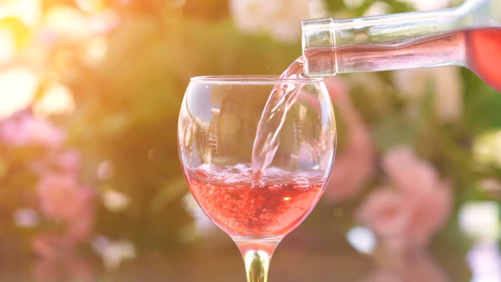 Sancerre Rose Wine: 10 Best Bottles (2024), Tasting Notes, How It’s Made