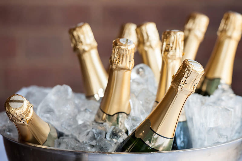 15 Charming Sparkling Wine Bottles To Buy In 2024