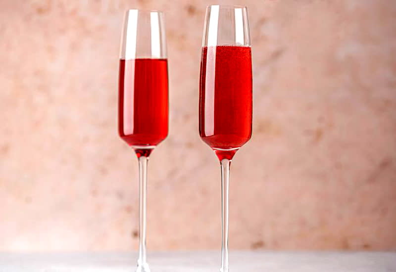 Best Kir Royale Recipe (Tips, Best Wines 2023)