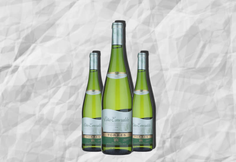 What Is Low Alcohol Wine? (8 Best Wines To Sip in 2023)