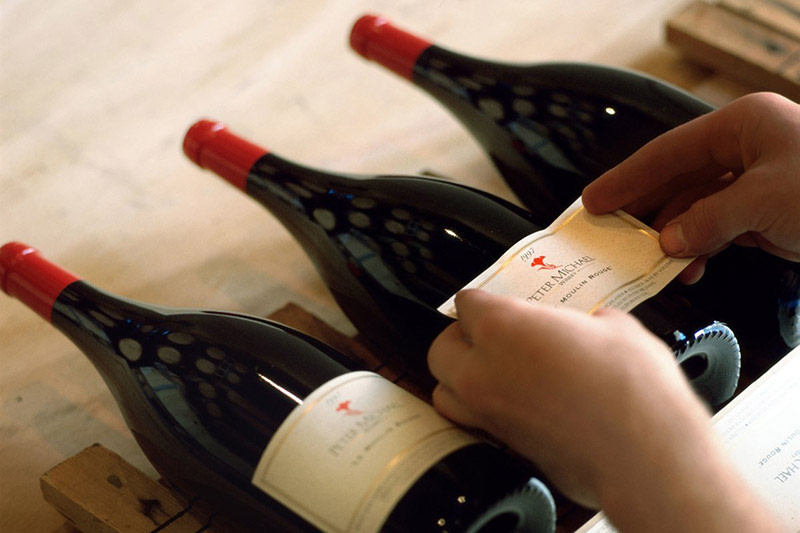 10 Beautiful California Pinot Noir Wines You Need to Try!