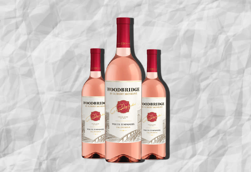 Woodbridge Wine by Robert Mondavi: Styles, 10 Best Bottles, Serving Tips