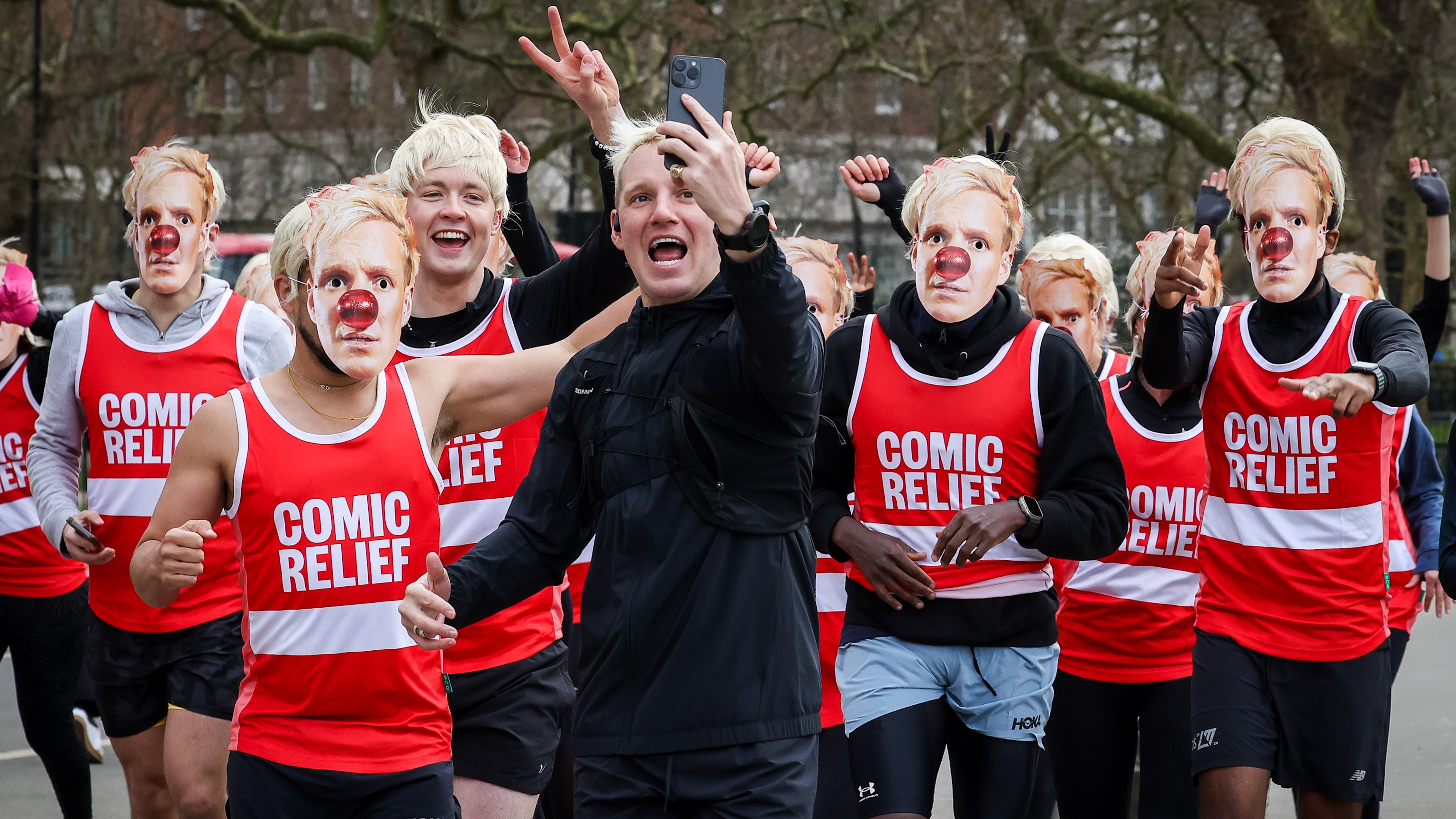 Run, Jamie, Run! Radio 1’s Jamie Laing sets off on day 1 of his ultra ...