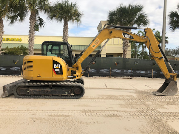 Hydraulic Excavators & Excavation Equipment Rentals | Green Rental