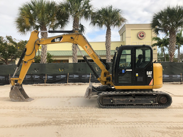 Hydraulic Excavators & Excavation Equipment Rentals | Green Rental