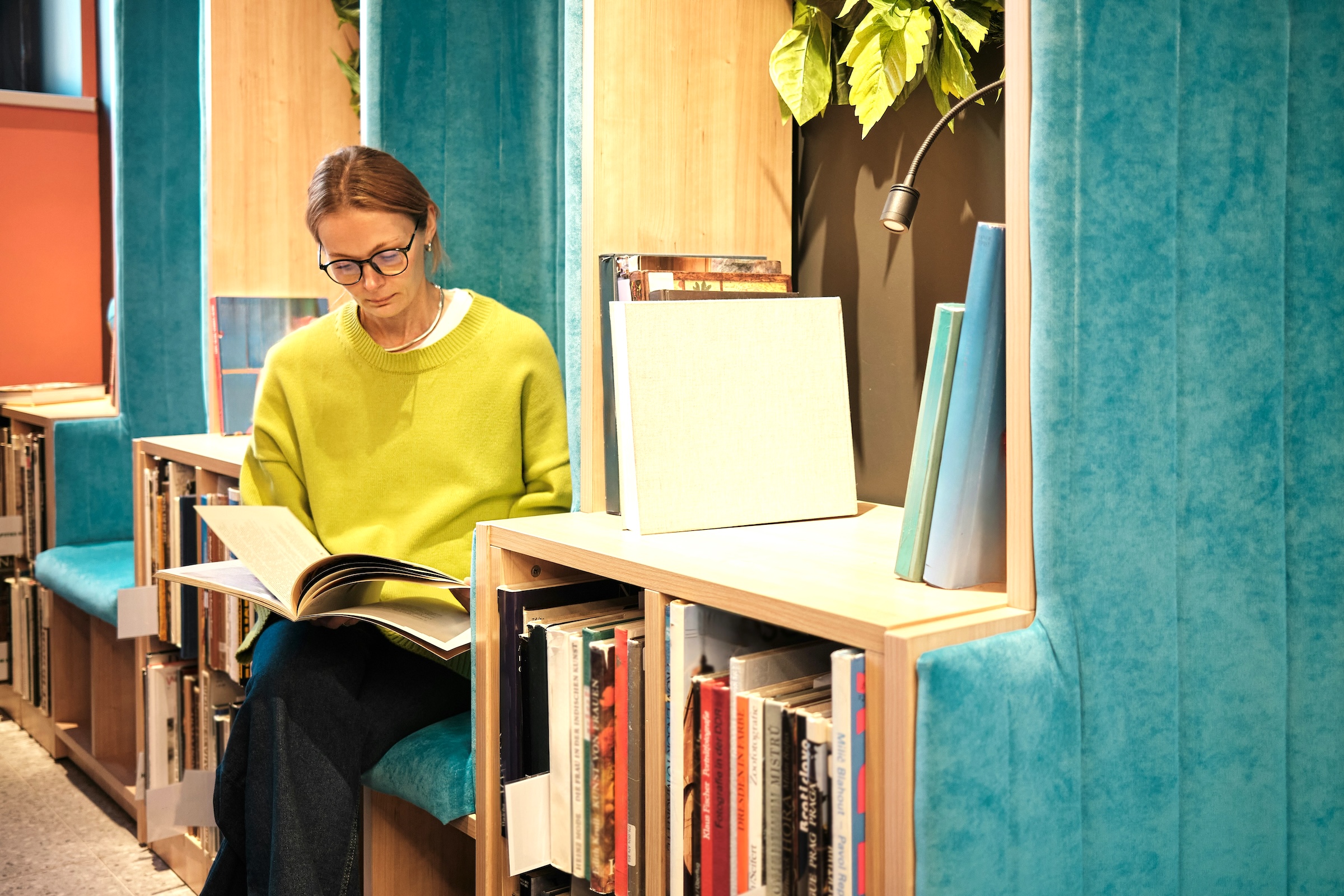 Spanish Preterite Tense: Verb Conjugation and Usage Guide