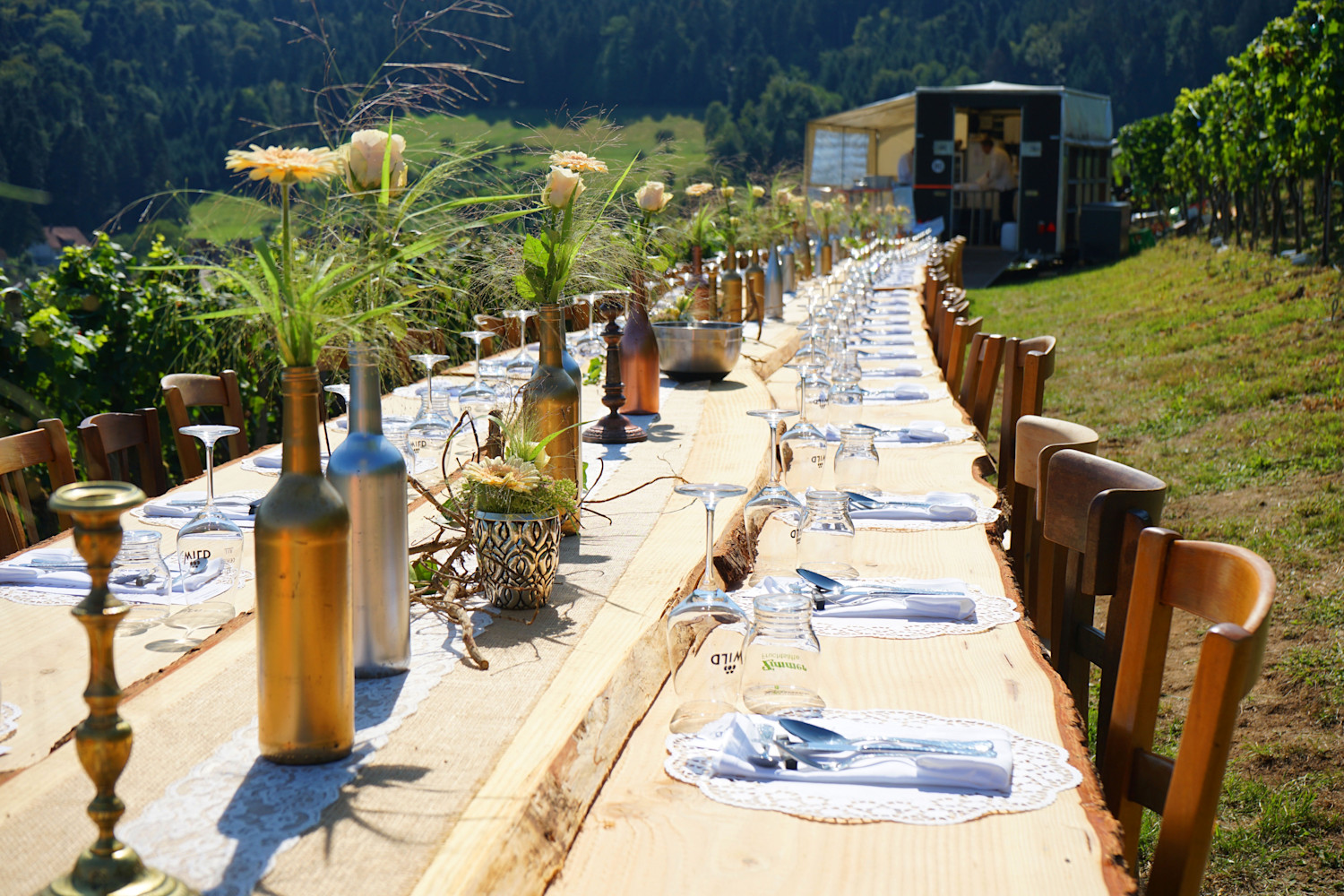 Menü zwischen Reben