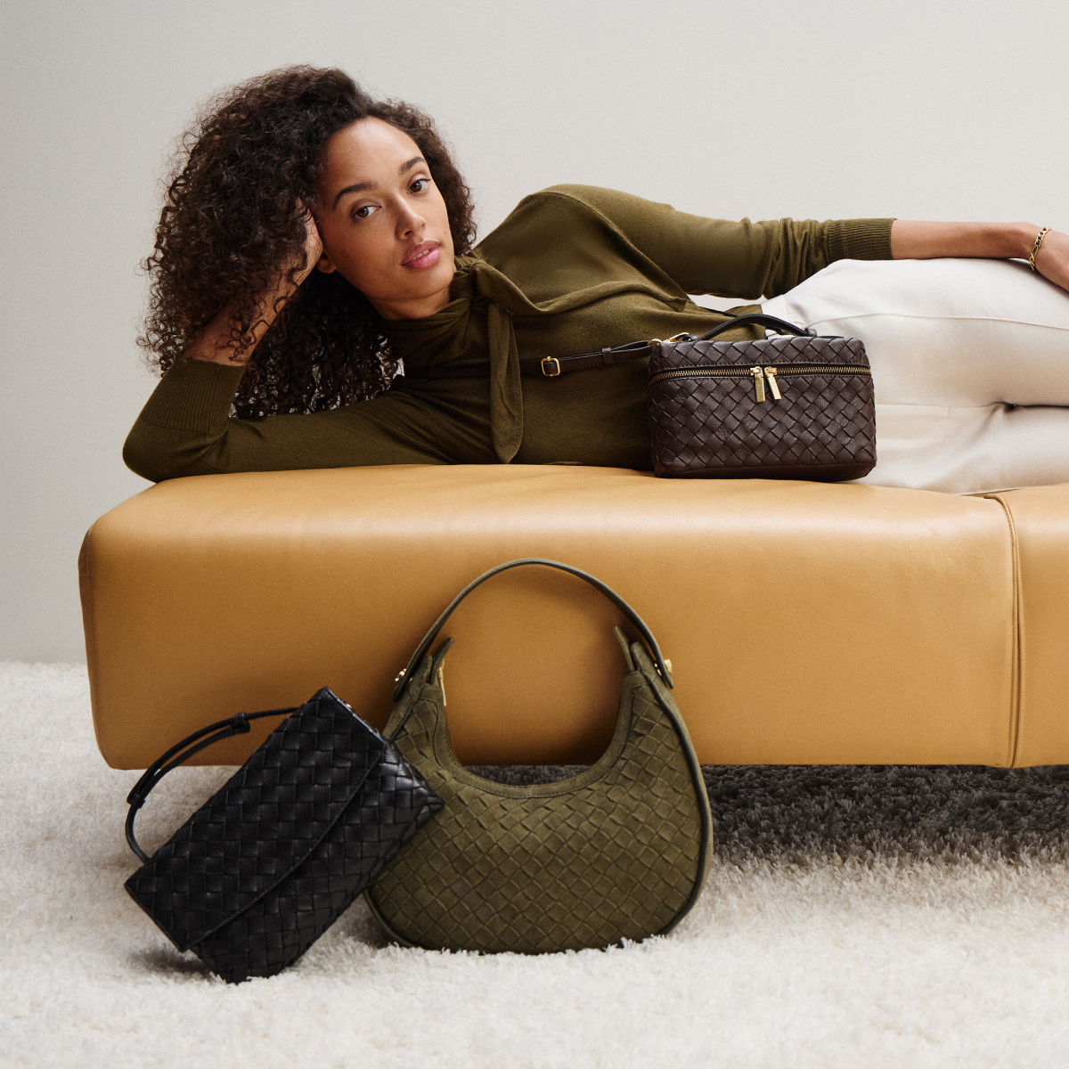 Strand: 30% Off* Leather & Guess