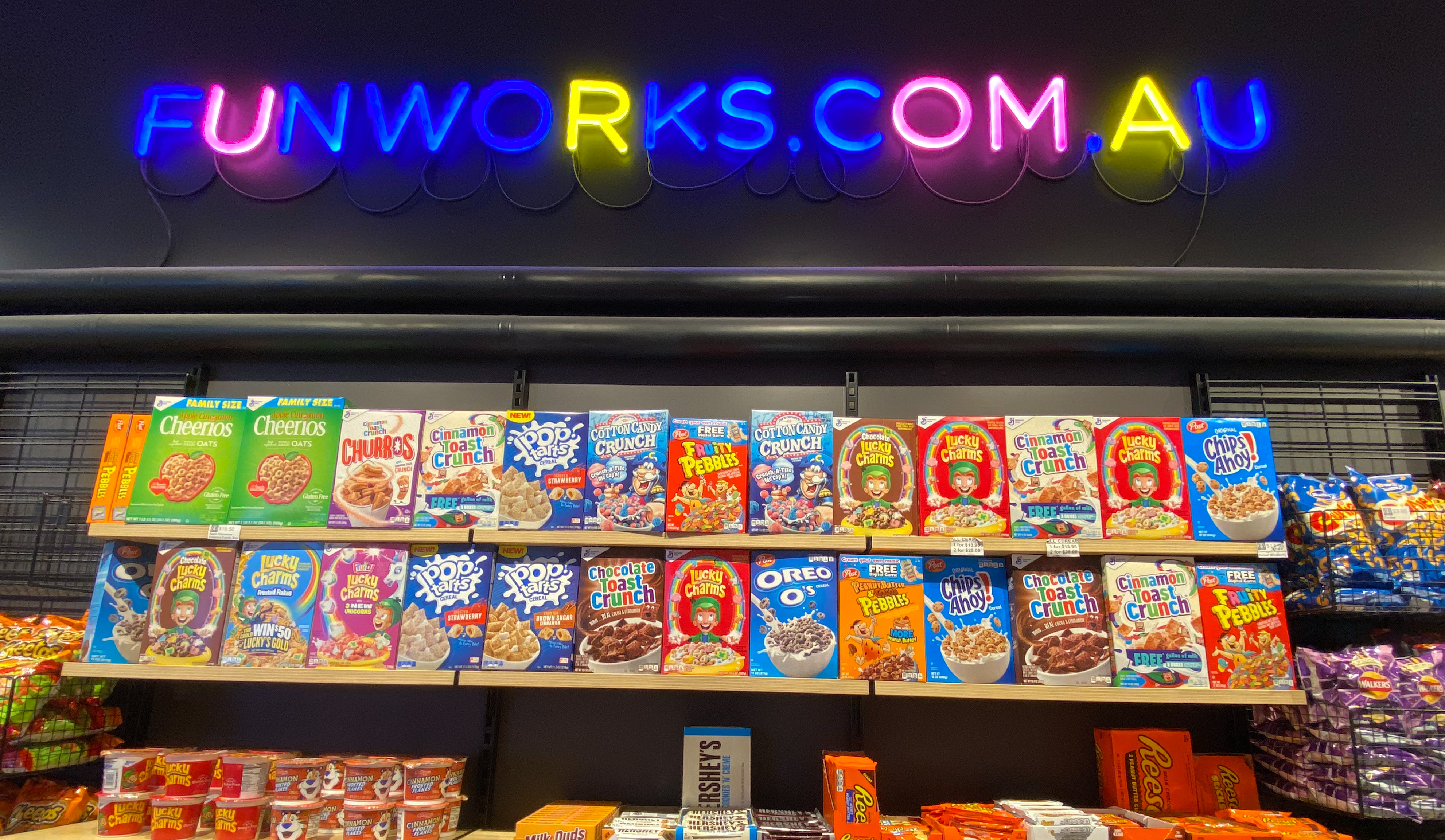Lolly stores store