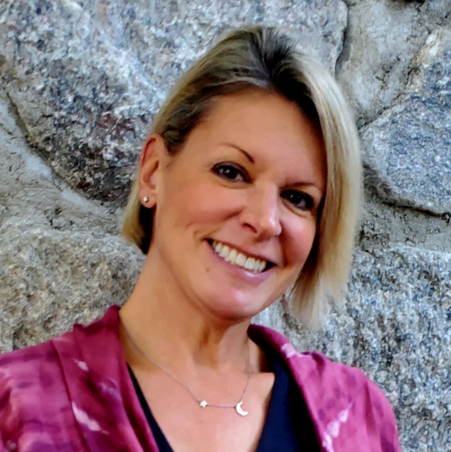 Megan Roessler's Instagram, Twitter & Facebook on IDCrawl